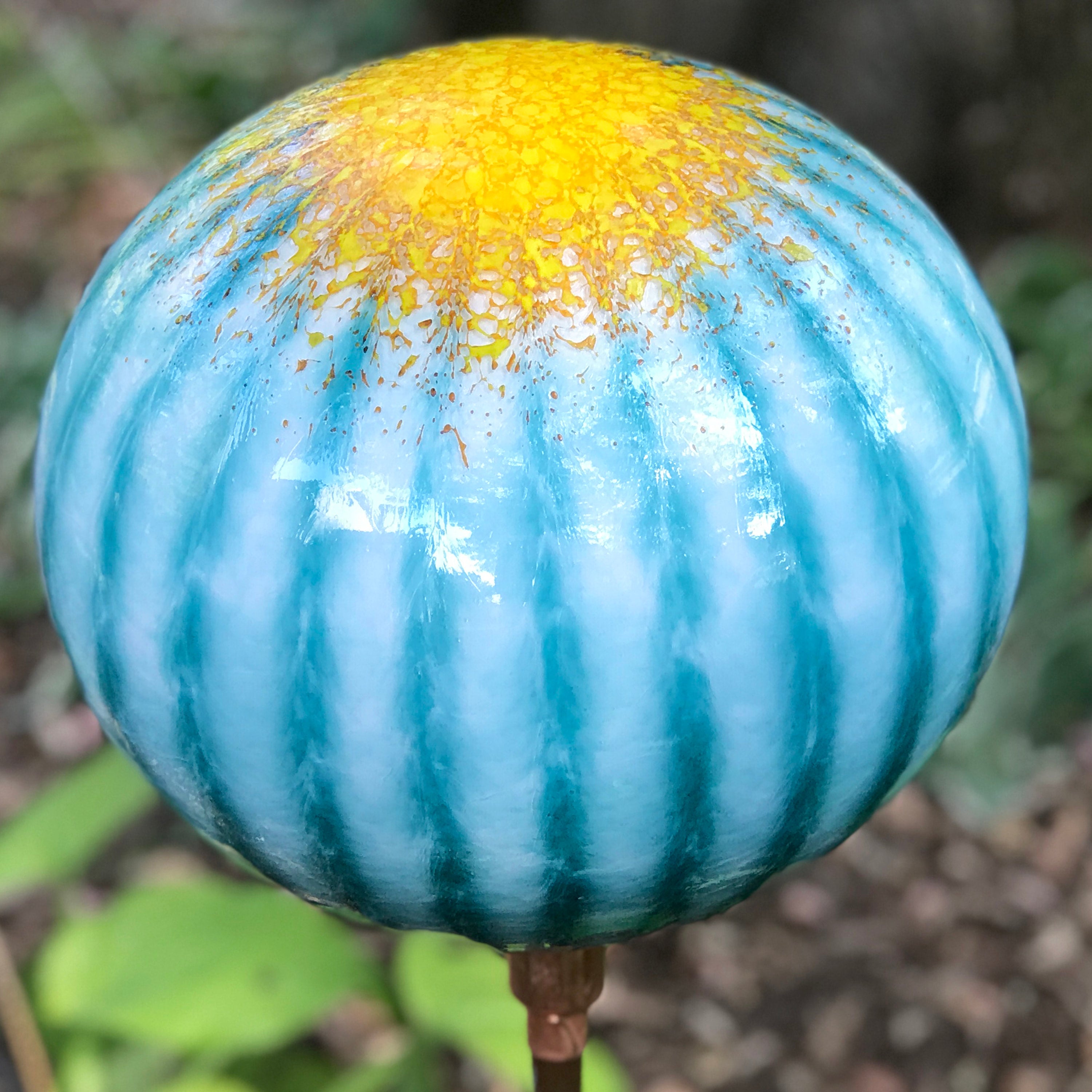 Sigwarth Glass Garden Globe Sculptures Lagoon/ Yellow Dotted-Top ...